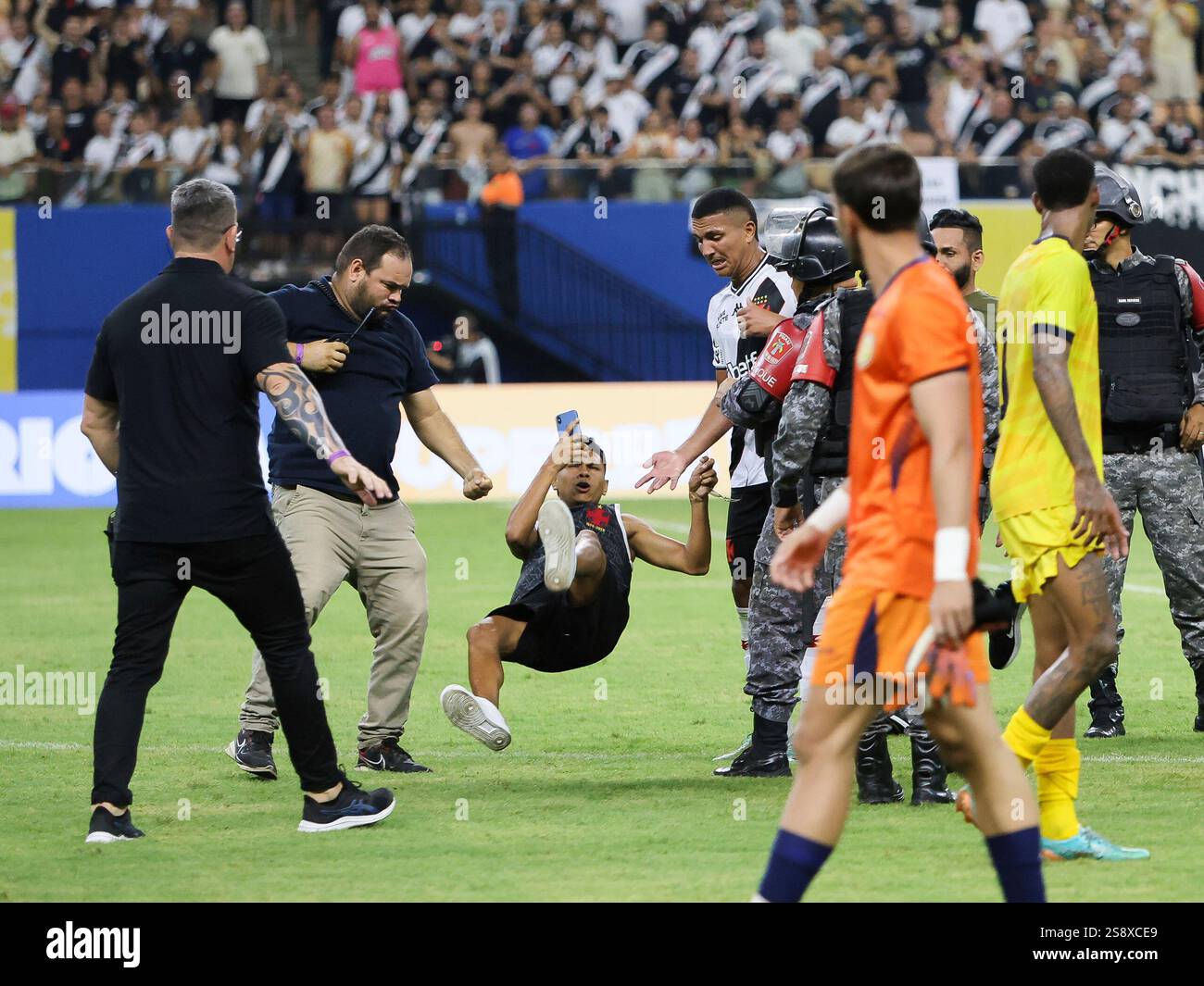 AM - MANAUS - 01/23/2025 - CARIOCA 2025, VASCO x MADUREIRA - Invasion ...