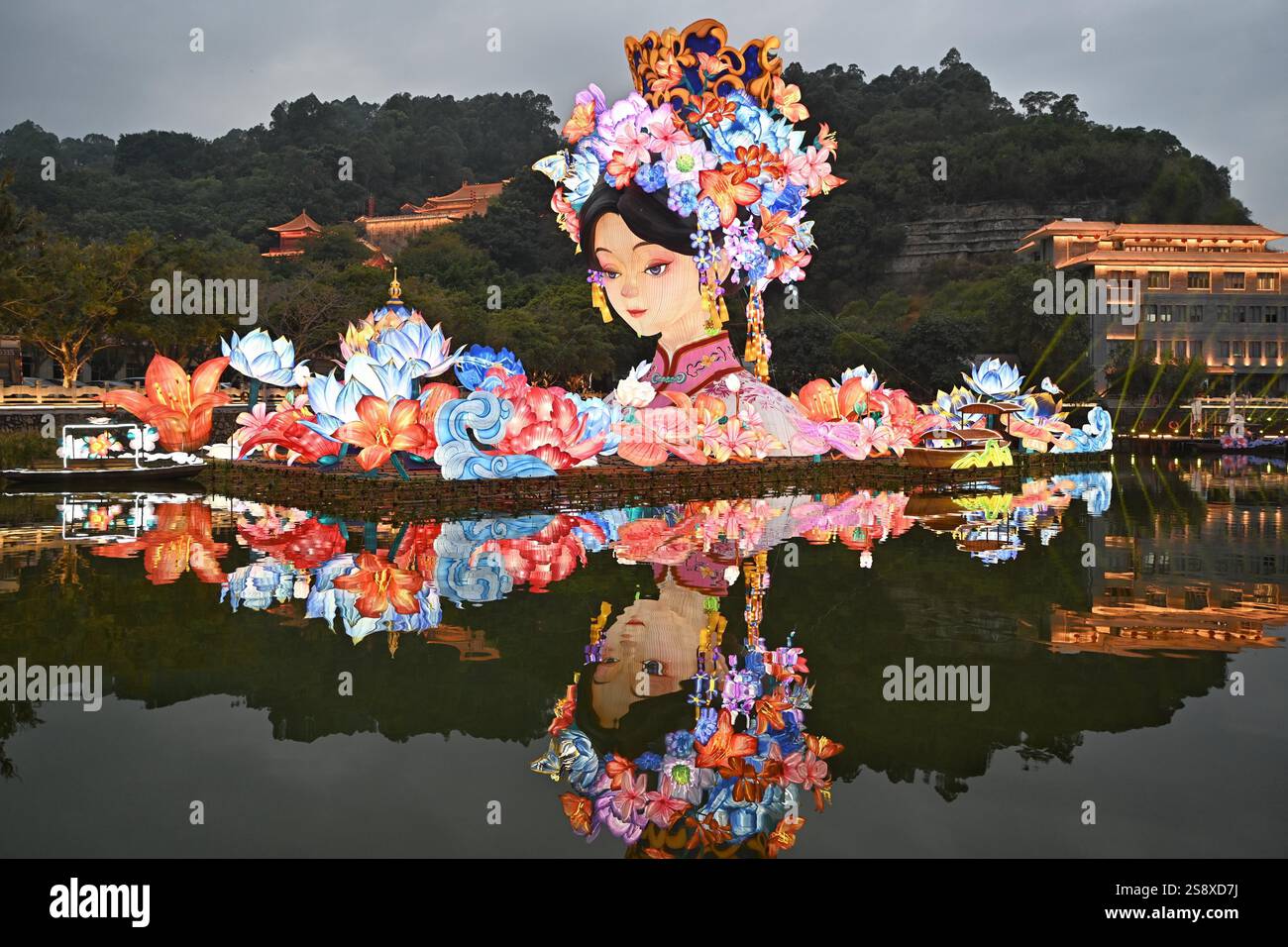 **CHINESE MAINLAND, HONG KONG, MACAU AND TAIWAN OUT** People visit the ...