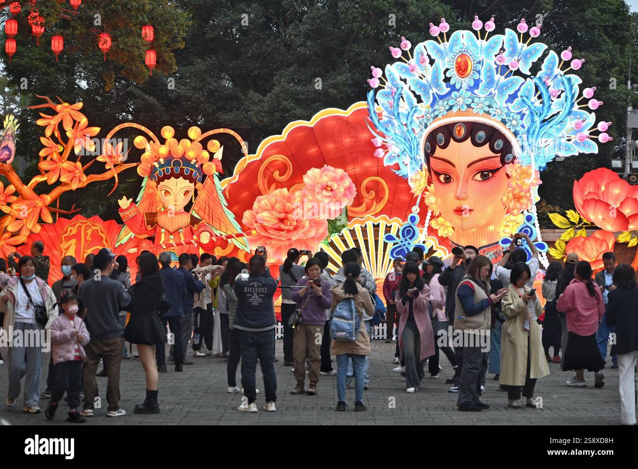 **CHINESE MAINLAND, HONG KONG, MACAU AND TAIWAN OUT** People visit the ...