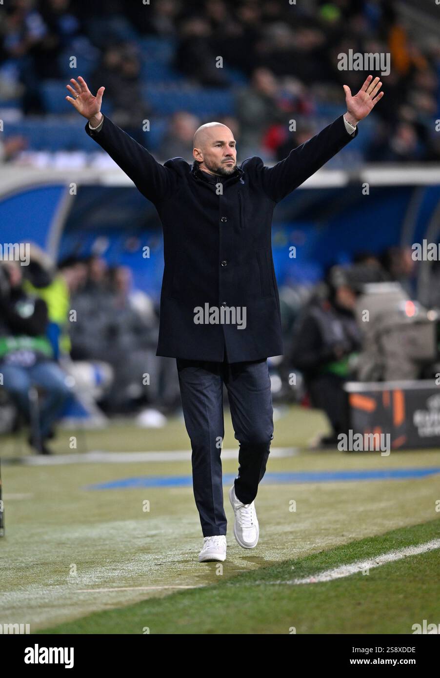 Sinsheim, Deutschland. 23rd Jan, 2025. TOR zum 1:2 Anton Stach TSG 1899 ...