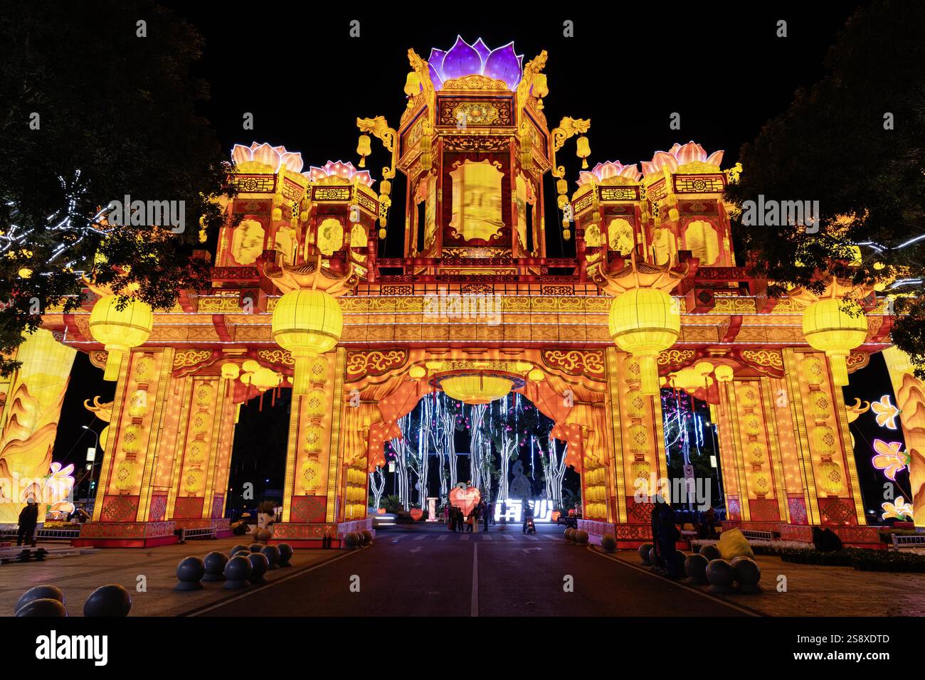 The 2025 Greater Bay Area Lantern Carnival gets ready in Guangzhou City, south China's Guangdong ...