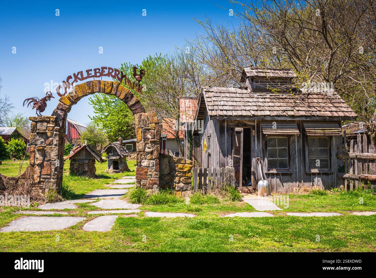 Carthage, MO USA - April 28, 2018: Cackleberry Arch Park - Red Oaks II ...
