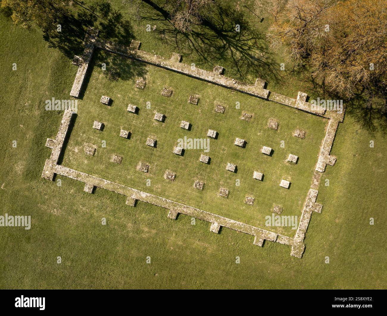 Romanrelics hi-res stock photography and images - Alamy