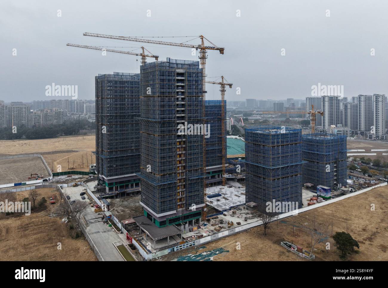HANGZHOU, CHINA - JANUARY 24, 2025 - An aerial view of a new commercial ...