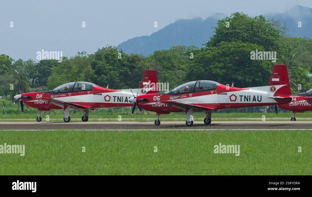 Jupiter Aerobatic Flying Team taking off Stock Photo - Alamy
