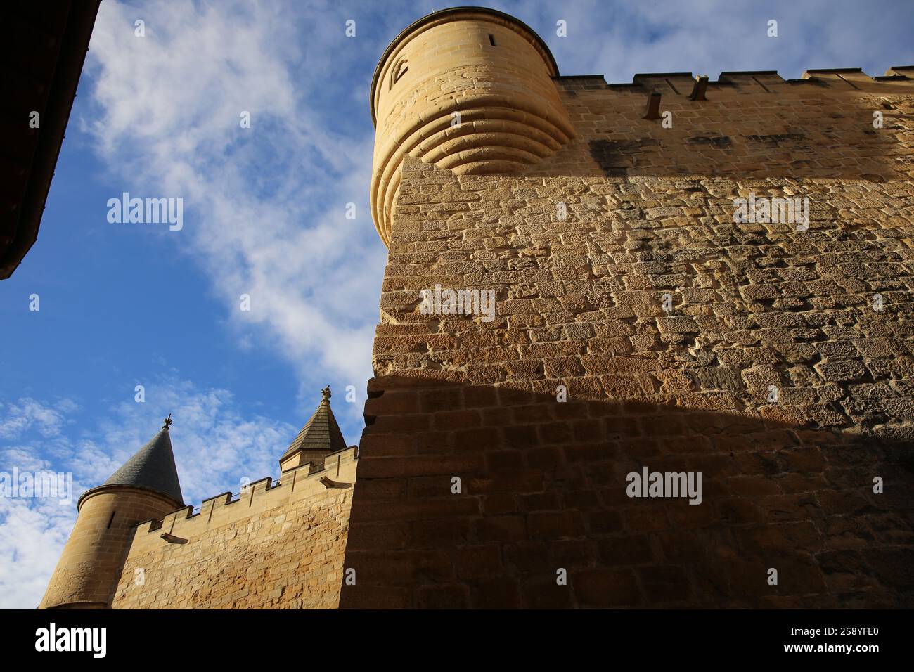 Spain. Navarre. Olite. Palace of Olite. Exterior Stock Photo - Alamy