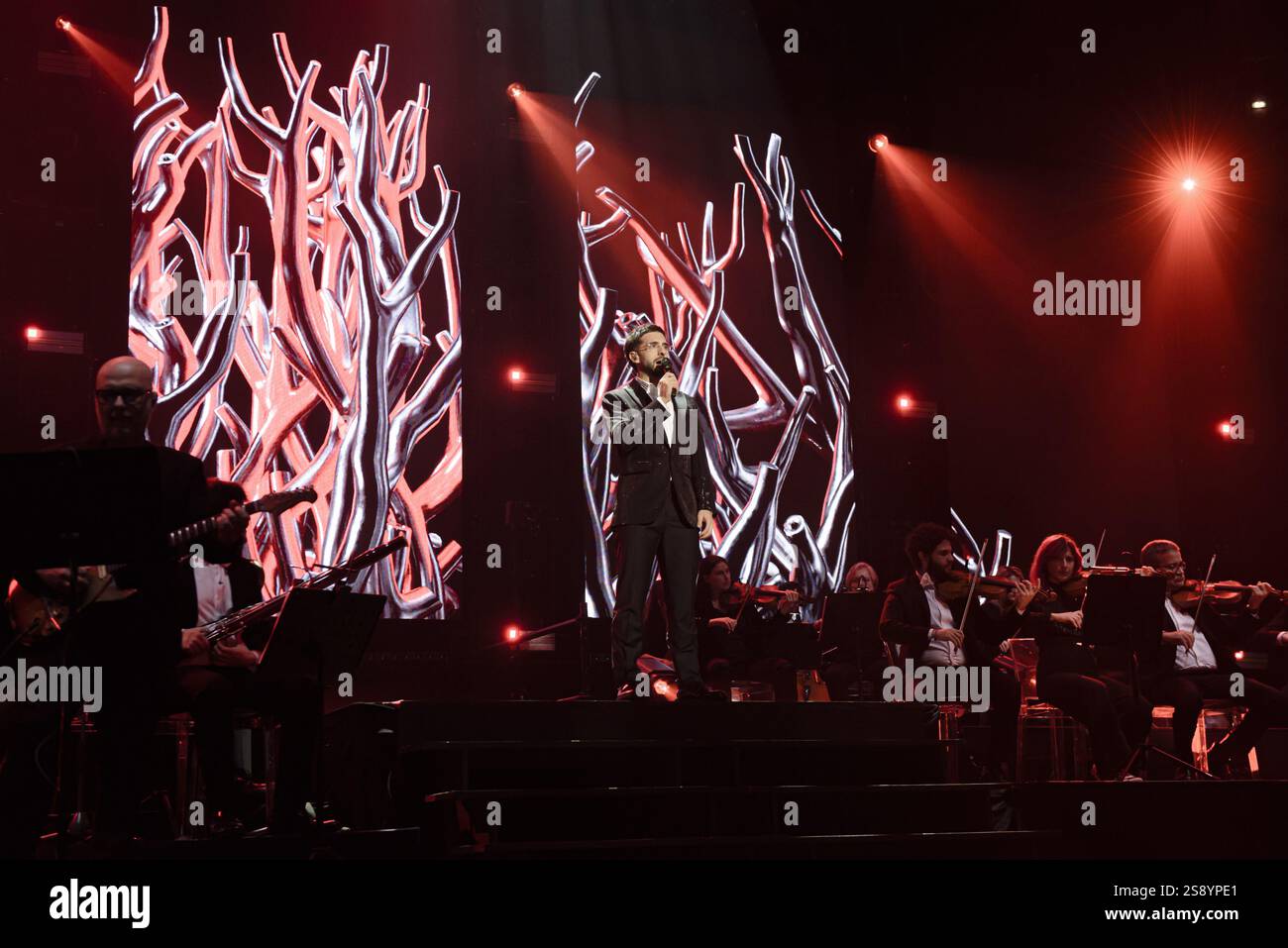Piero Barone de Il Volo durante il concerto del tour â??Tutti Per Uno ...