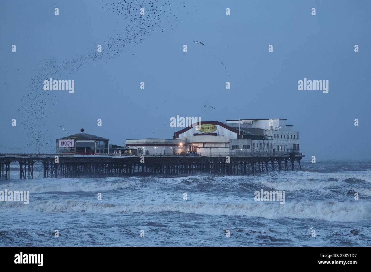 Storm Éowyn batters Blackpool Promenade after a Amber warning of wind ...