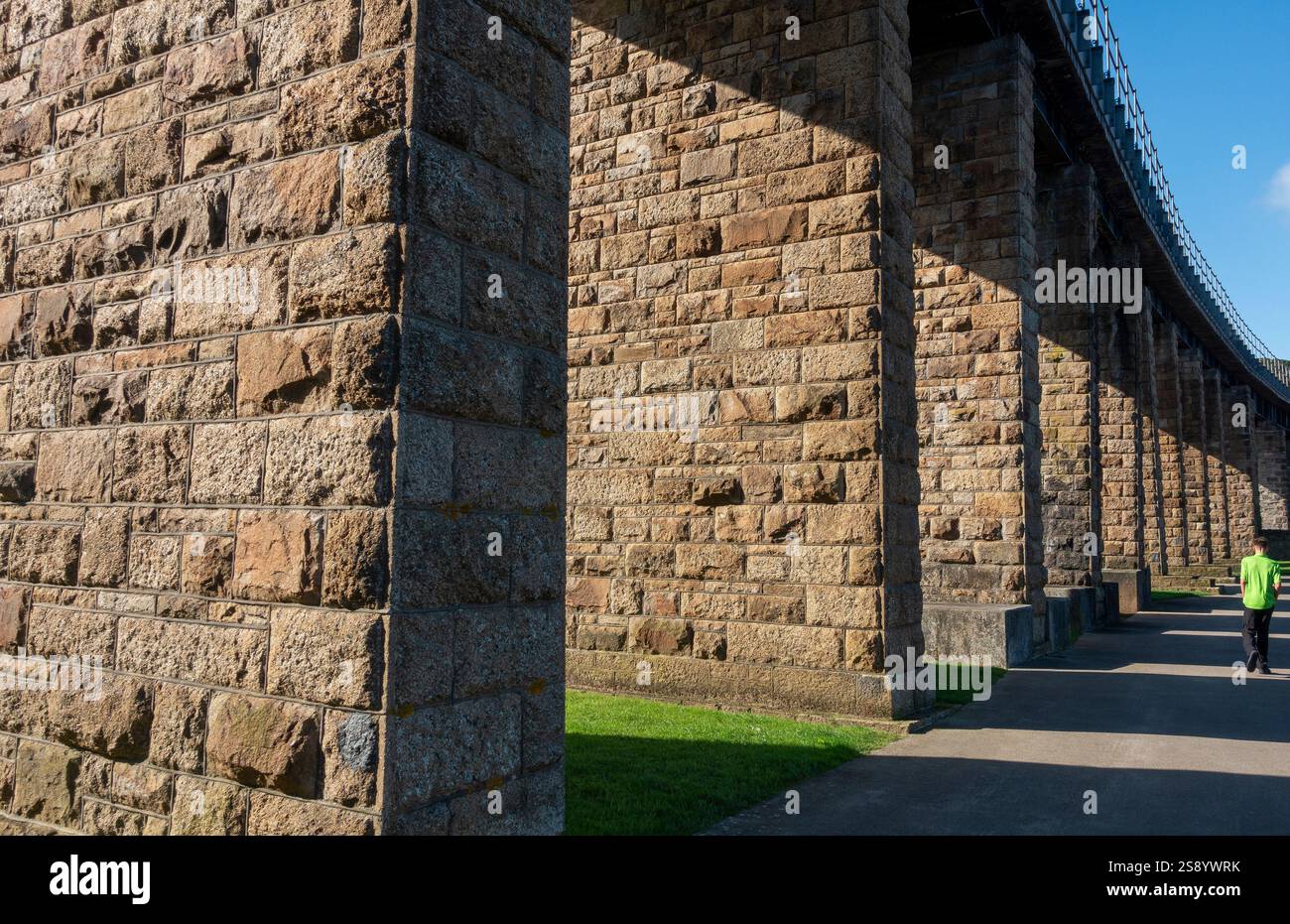 Detailed view of the stone pillars supports of Hayle railway bridge in ...