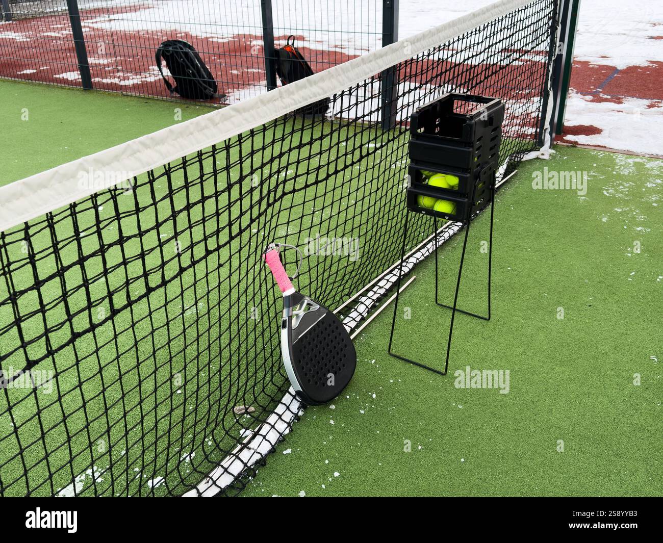winter padel tennis court full of snow Stock Photo - Alamy