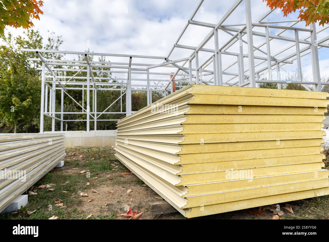 Sandwich insulation panels made of steel sheets and Polyurethane foam ...