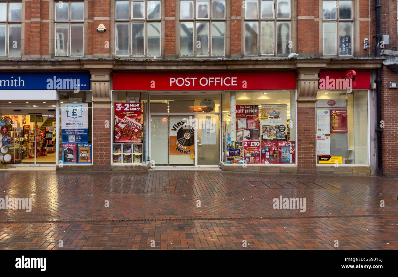 Postoffice front view hi-res stock photography and images - Alamy