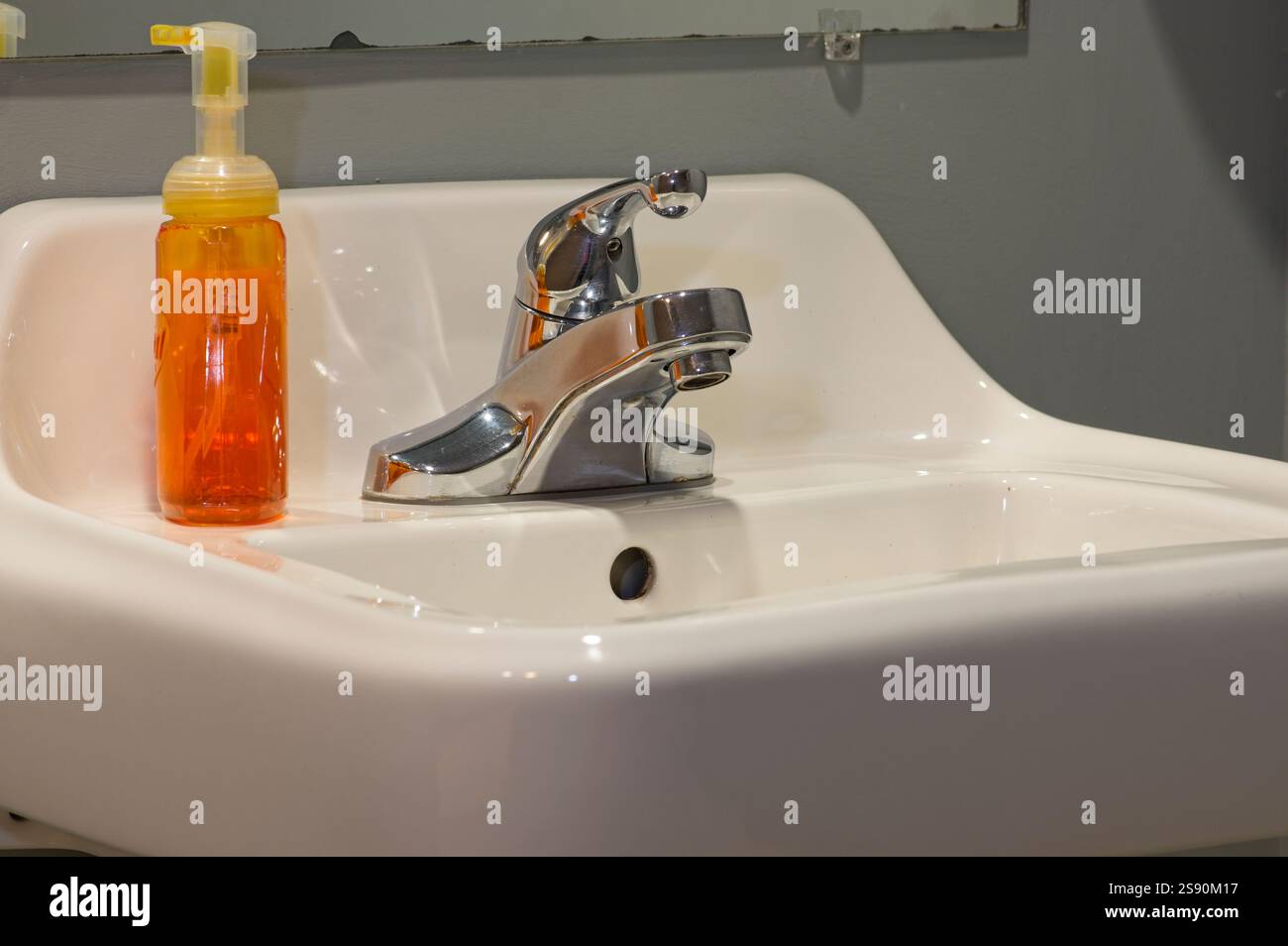 White dispenser in bathroom hi-res stock photography and images - Alamy