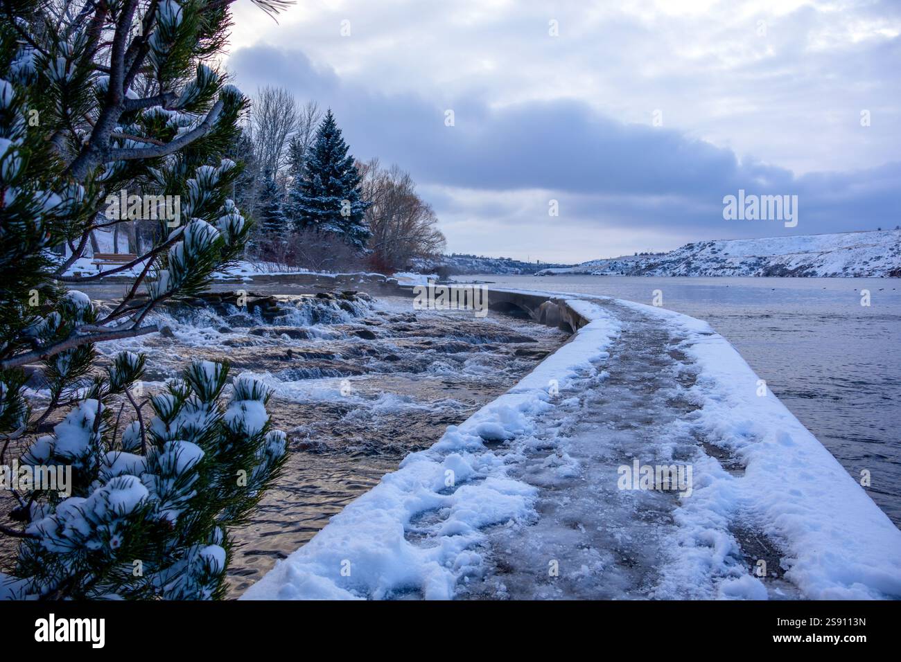 Snow covered Giant Springs state park in Montana Stock Photo - Alamy