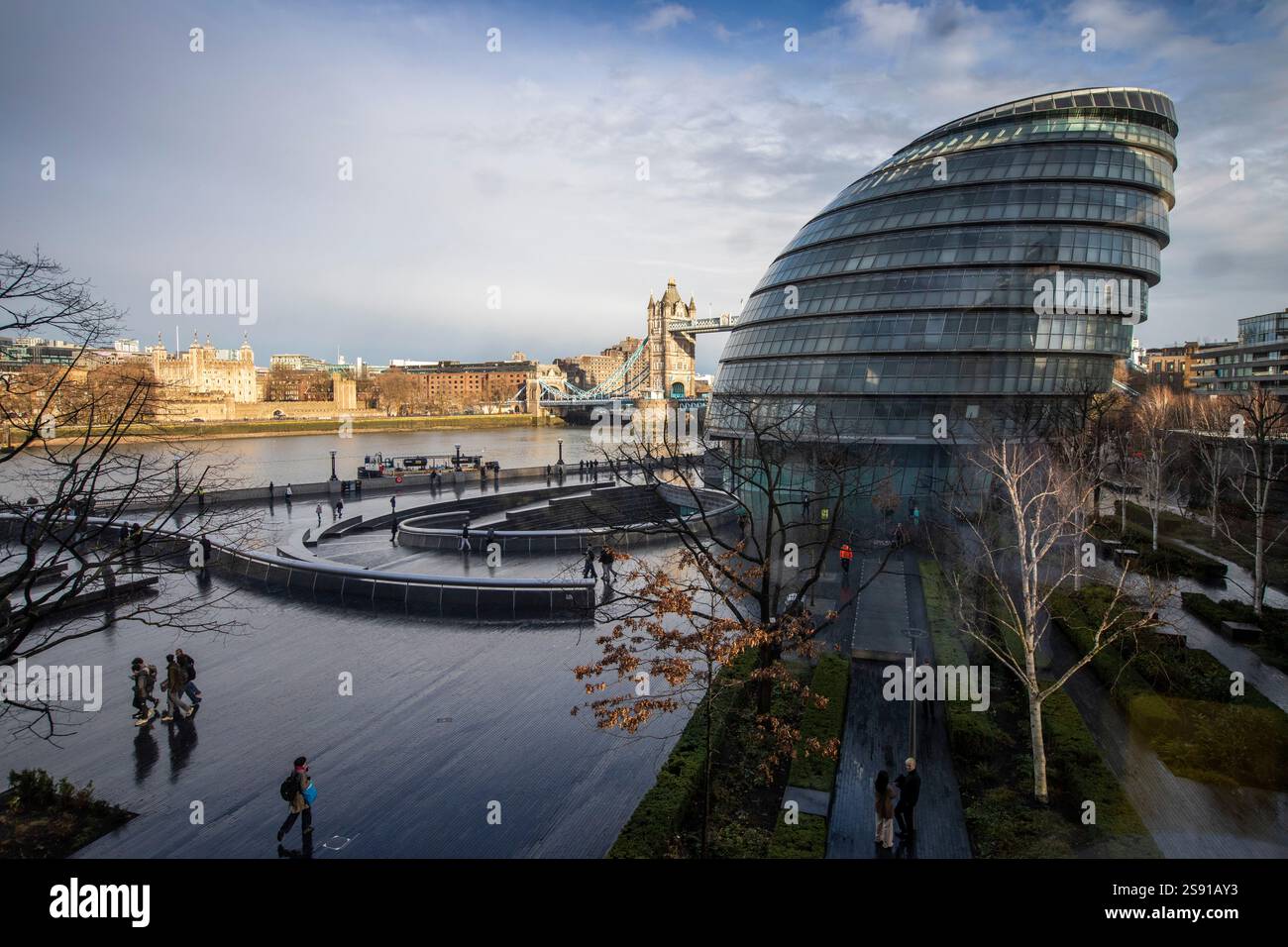 Old City Hall is a building in Bermondsey, London, which previously ...