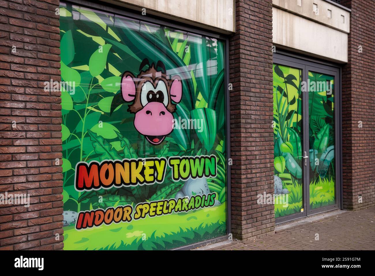 Monkey Town Indoor Speelparadijs was founded in 2001 and is the largest ...