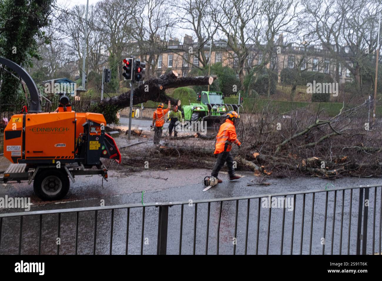 Edinburgh Scotland, UK. 24th January 2024. Crews work to clear up ...