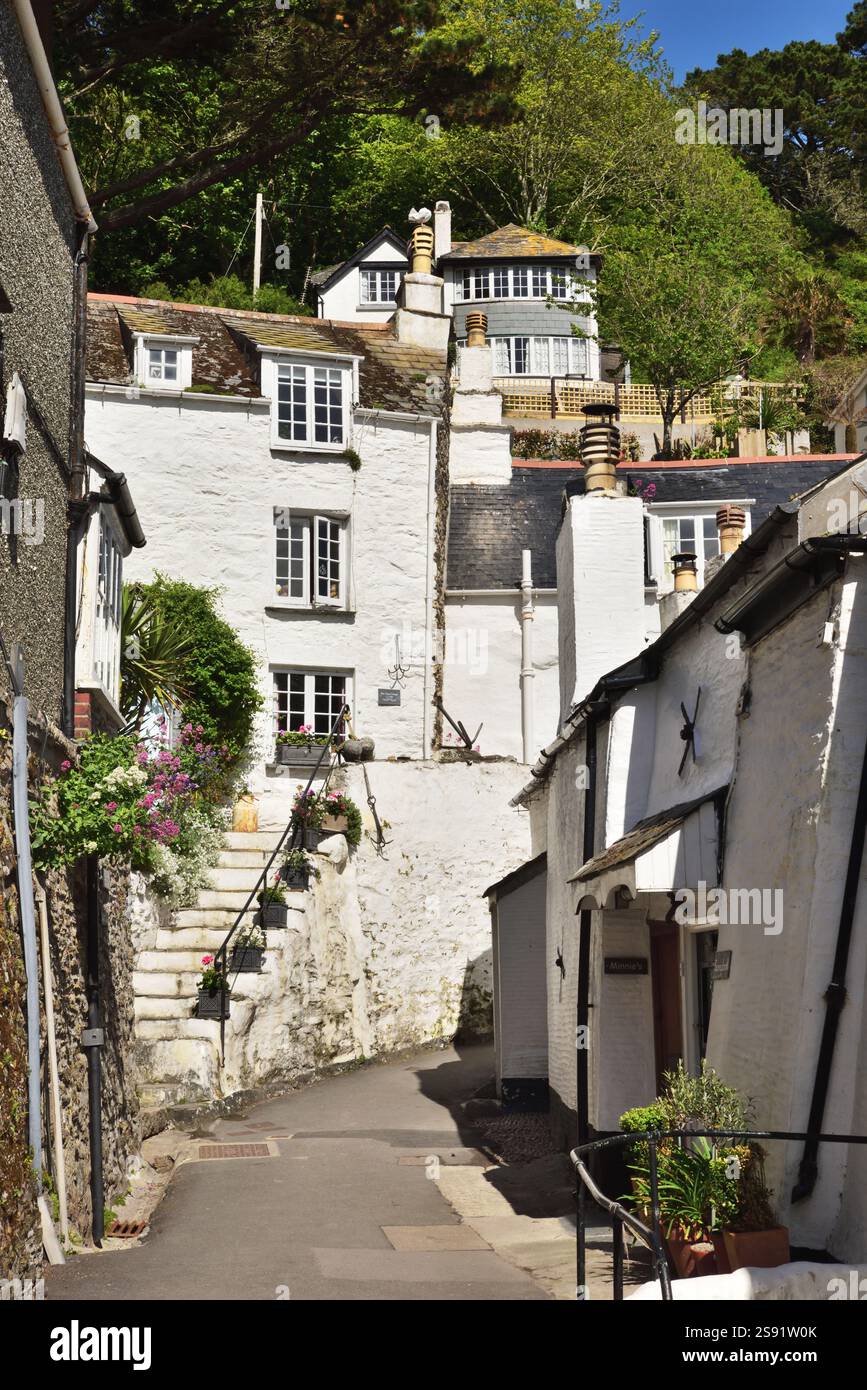 Whitewashed houses in street hi-res stock photography and images - Alamy