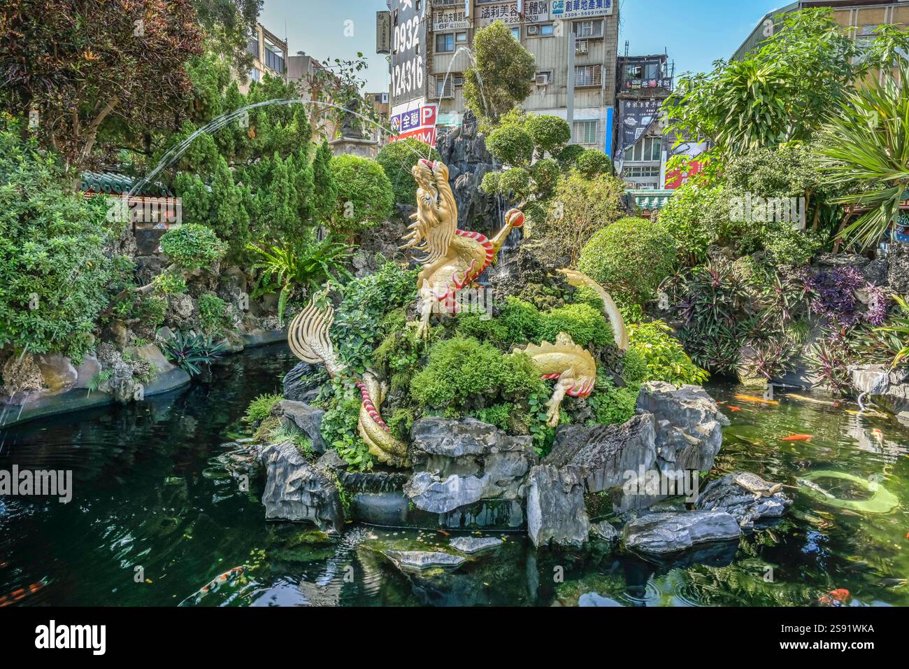 Springbrunnen am Mengjia Longshan-Tempel, Guangzhou Street, Taipeh ...