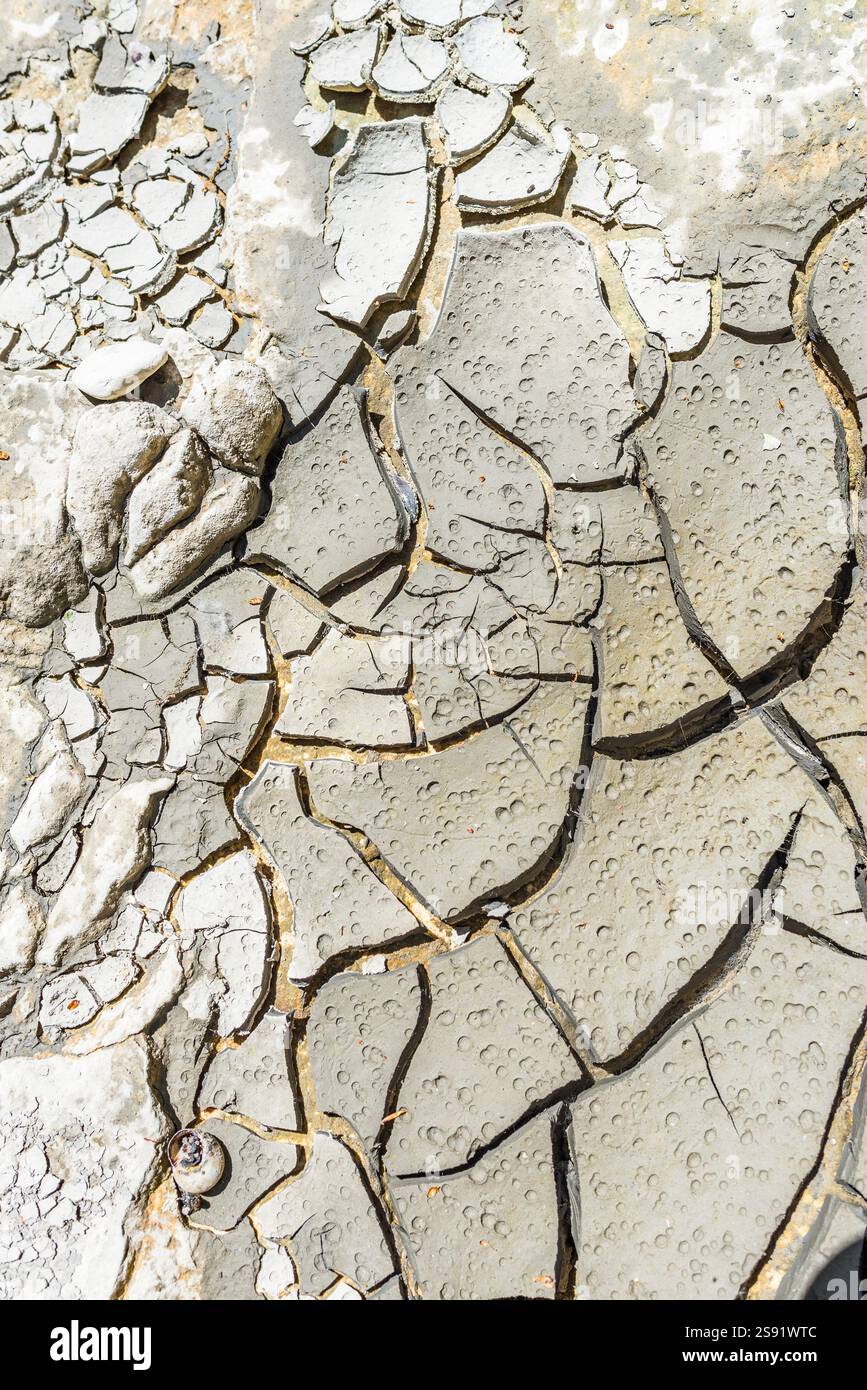 Dry and Cracked Earth, Le Calavon, Gorges d'Oppedette, Alpes-de-Haute ...