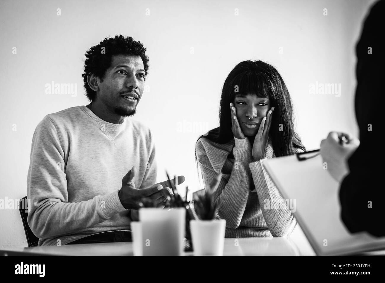 Marriage crisis young african Black and White Stock Photos & Images - Alamy