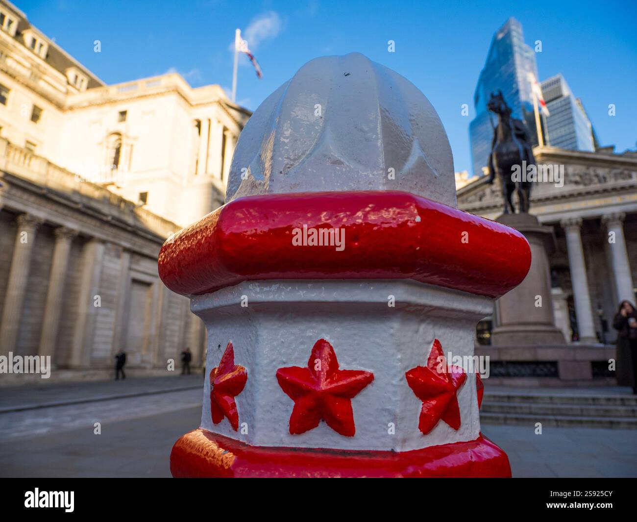 The Bank of England, Bollard, The Royal Exchange, Duke of Wellington ...