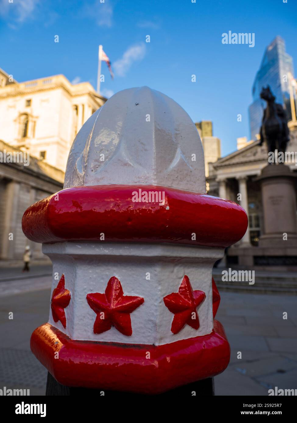 The Bank of England, Bollard, The Royal Exchange, Duke of Wellington ...