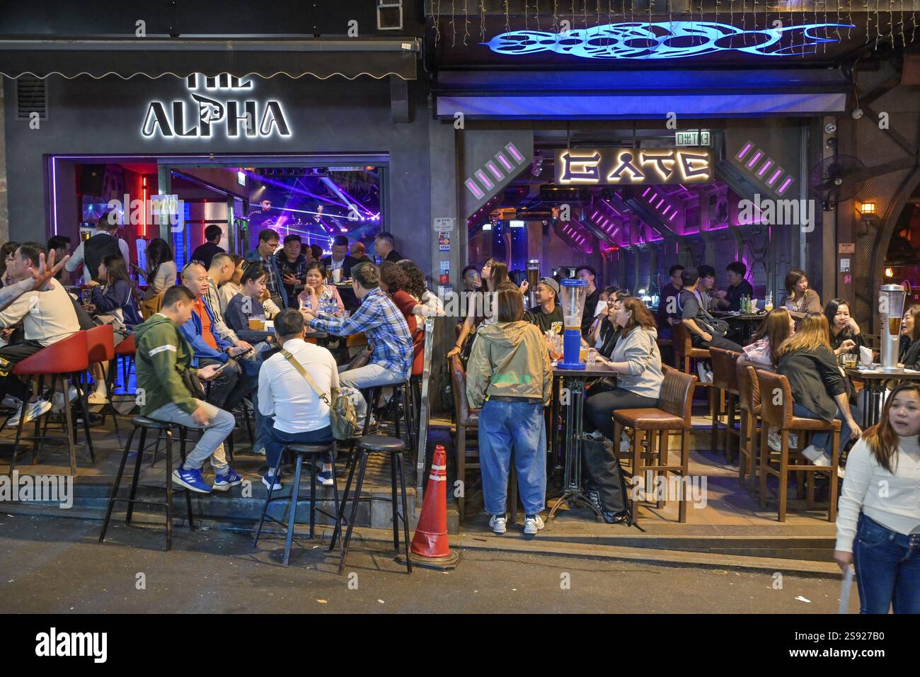 Bars, party people, Lan Kwai Fong nightlife district, nightlife, D'Aguilar Street, Central, Hong ...