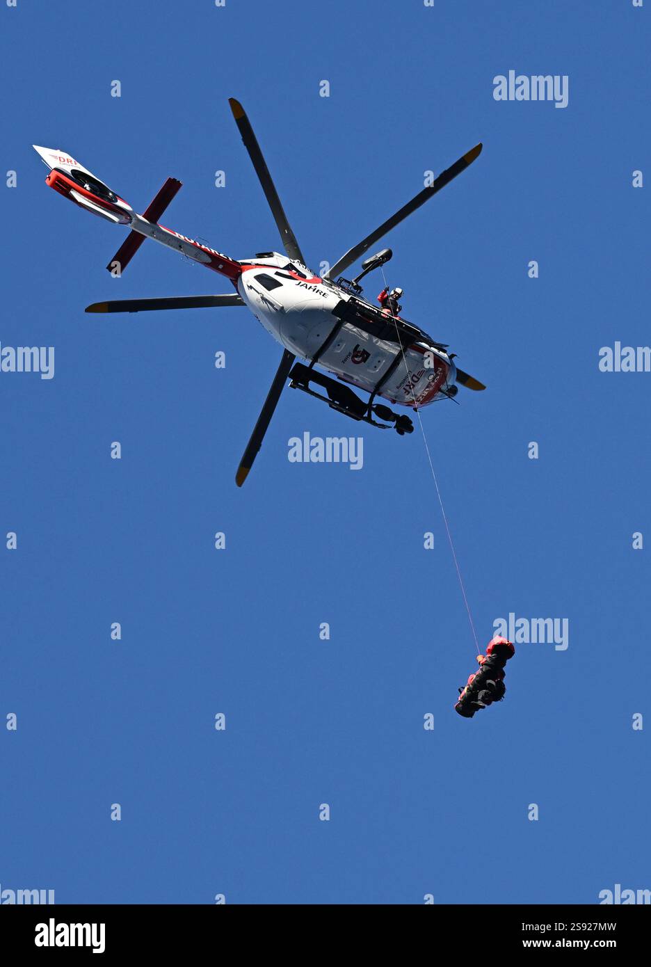 24 January 2025, Bavaria, Garmisch-Partenkirchen: Alpine skiing, World ...