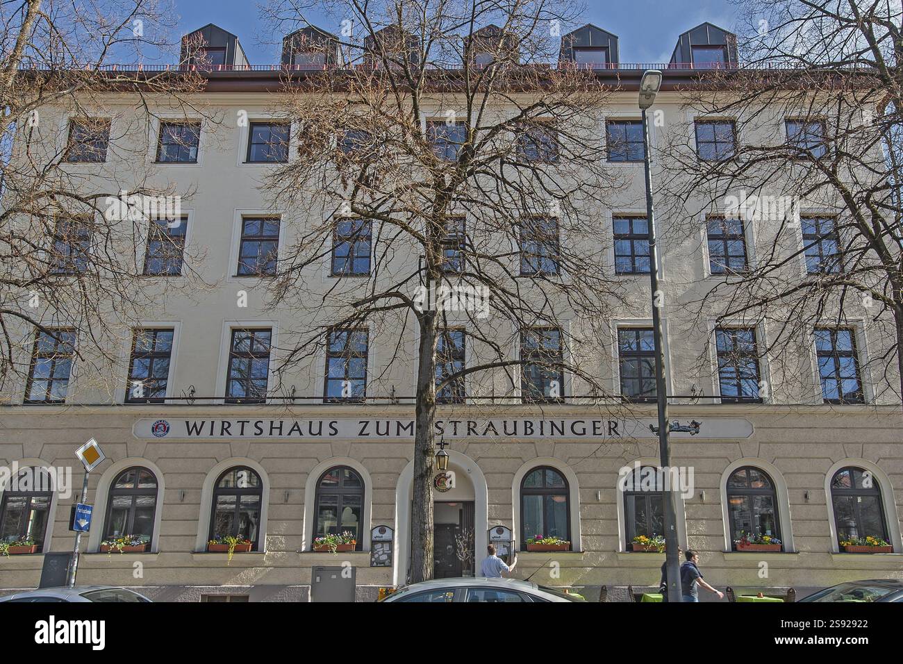 Facade, Wirtshaus Zum Straubinger, Blumenstr.5, Munich, Bavaria ...