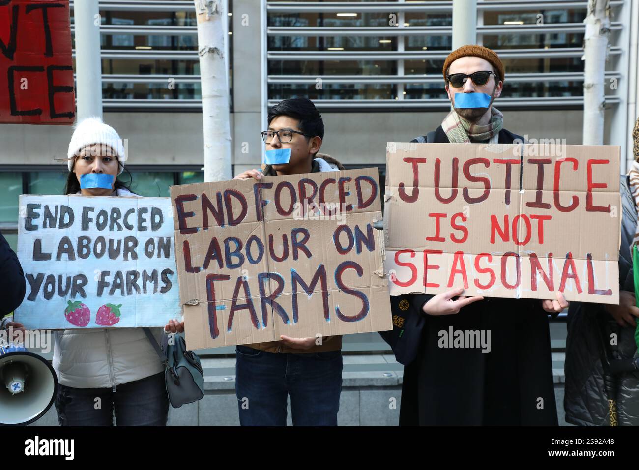 London, England. 24th January 2025. Migrant farm workers protest about ...