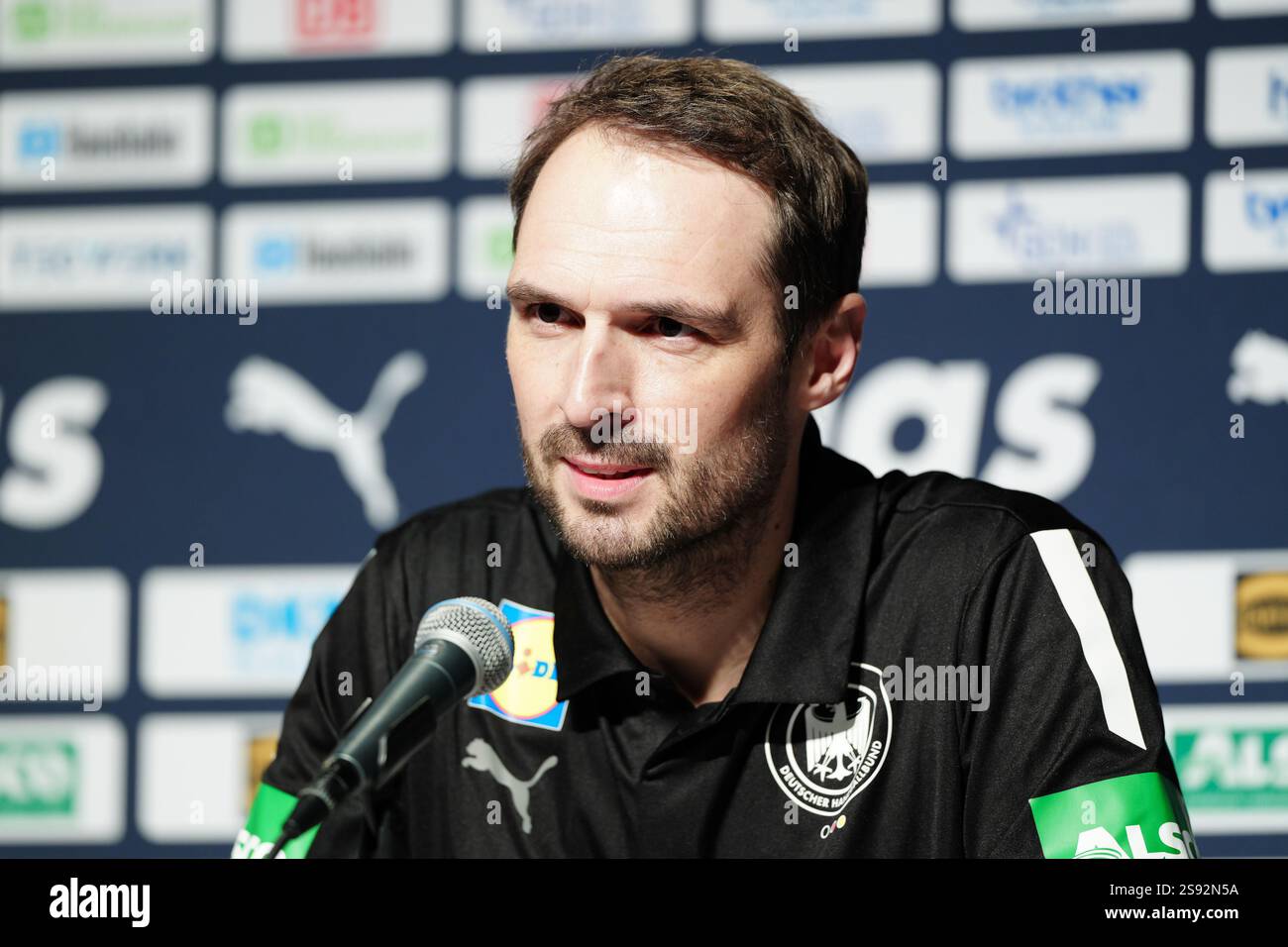 Benjamin Chatton (Deutschland, Manager) DEN, Pressekonferenz ...