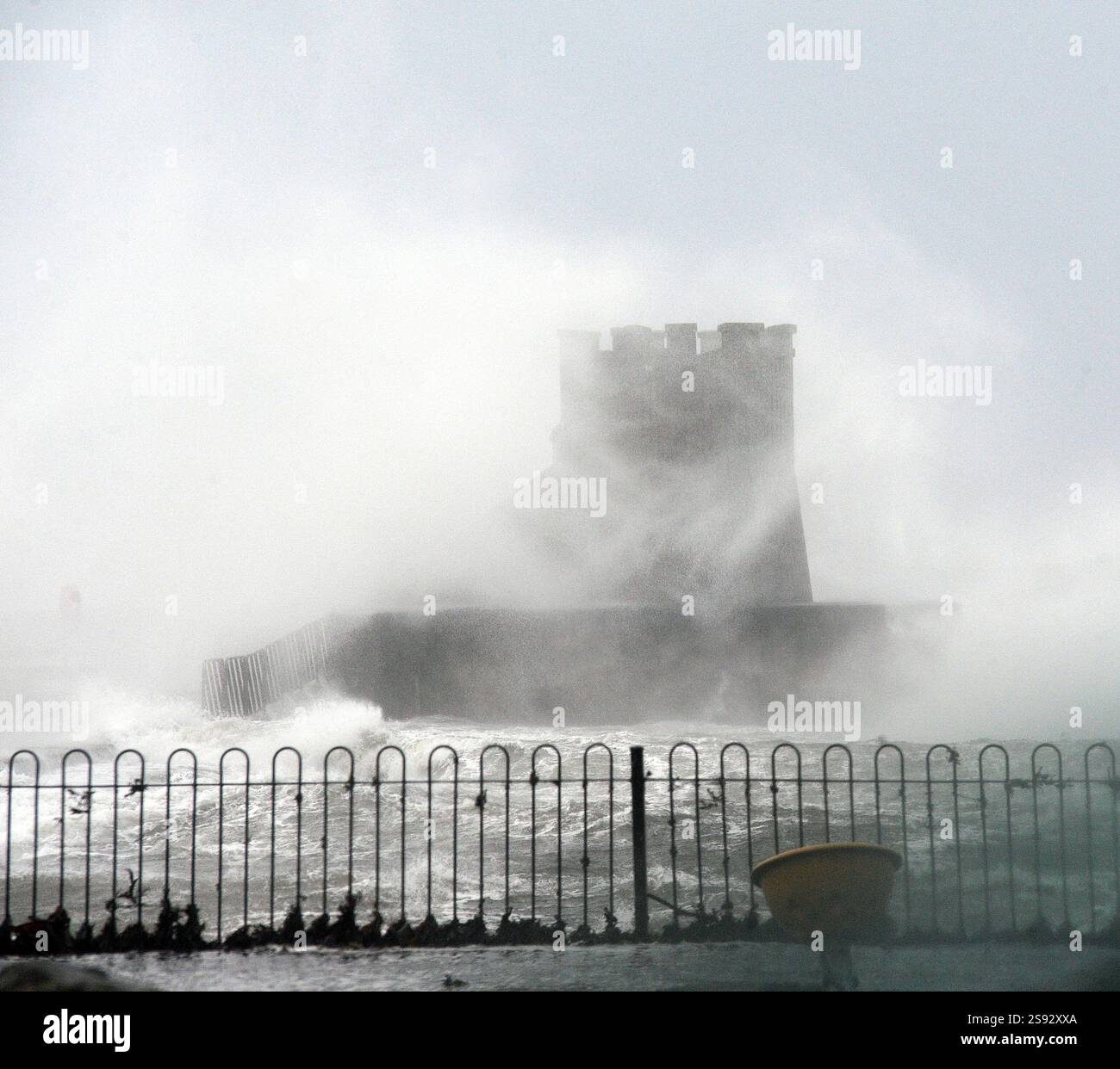 Storm Eowyn at Saltcoats pool . 24/01/25 Stock Photo - Alamy