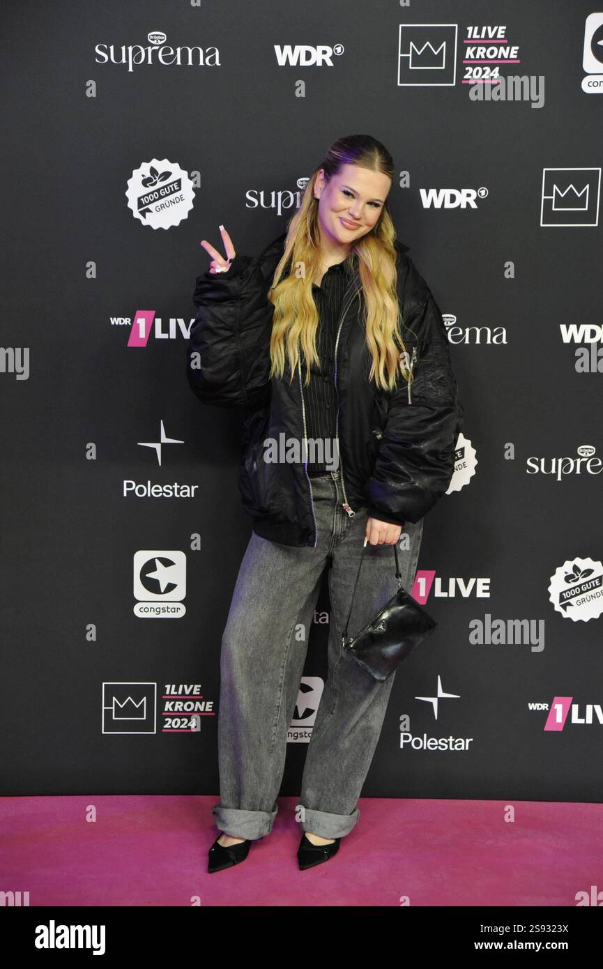 Kim Viktoria Koch Influencerin 12/24 thg Kim Viktoria Koch alias ...