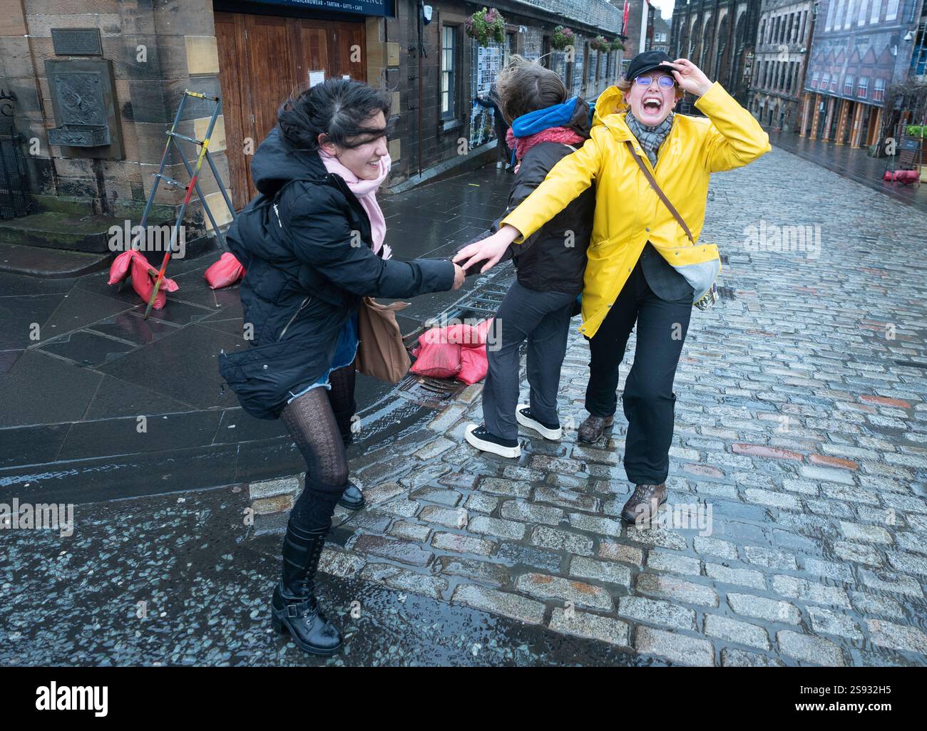 Edinburgh, Scotland, UK. 24th January, 2025. High winds with gusts of ...