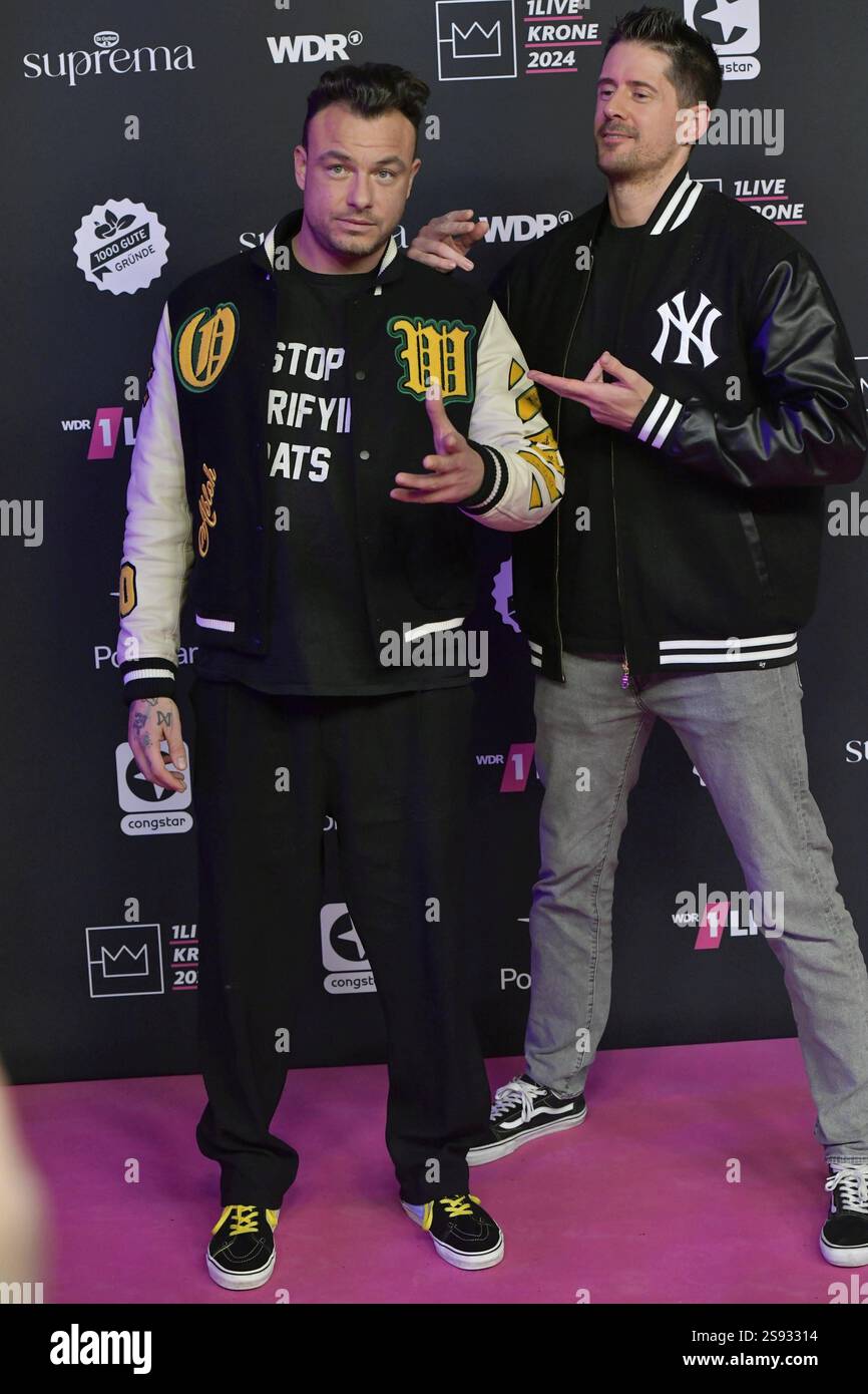 SDP Pop-Duo 12/24 thg SDP auf dem Roten Teppich zur Verleihung der ...