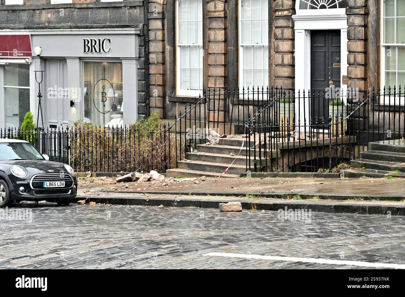 Edinburgh, Scotland, UK. 24th Jan 2025. Storm Éowyn wind hits the city ...