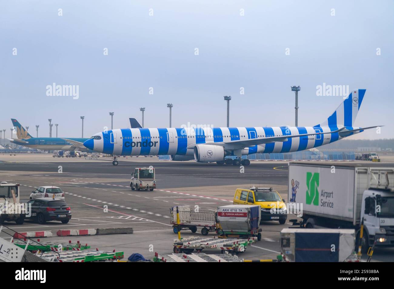 Frankfurt am Main, Deutschland, Europa, Flughafen, Condor, Airbus A330 ...