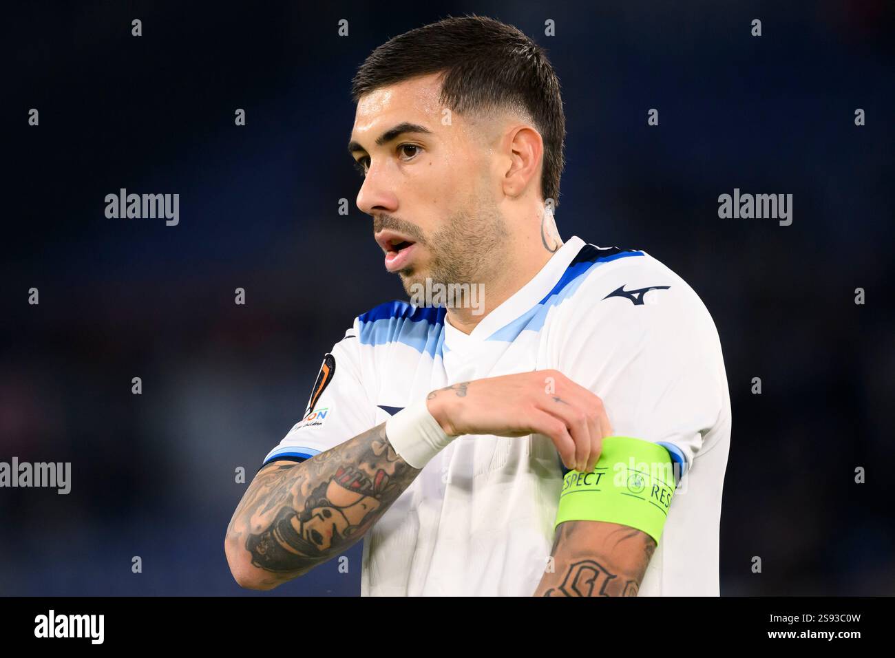 Mattia Zaccagni of SS Lazio arranges his capitain's arm band during the ...