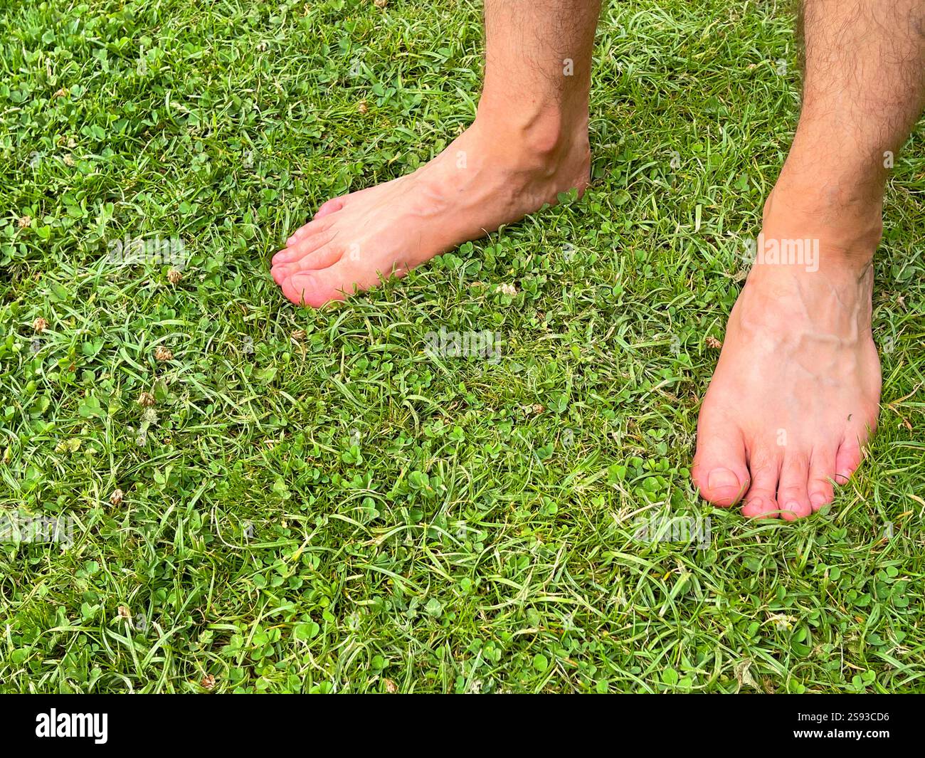 Barefoot grass hi-res stock photography and images - Alamy