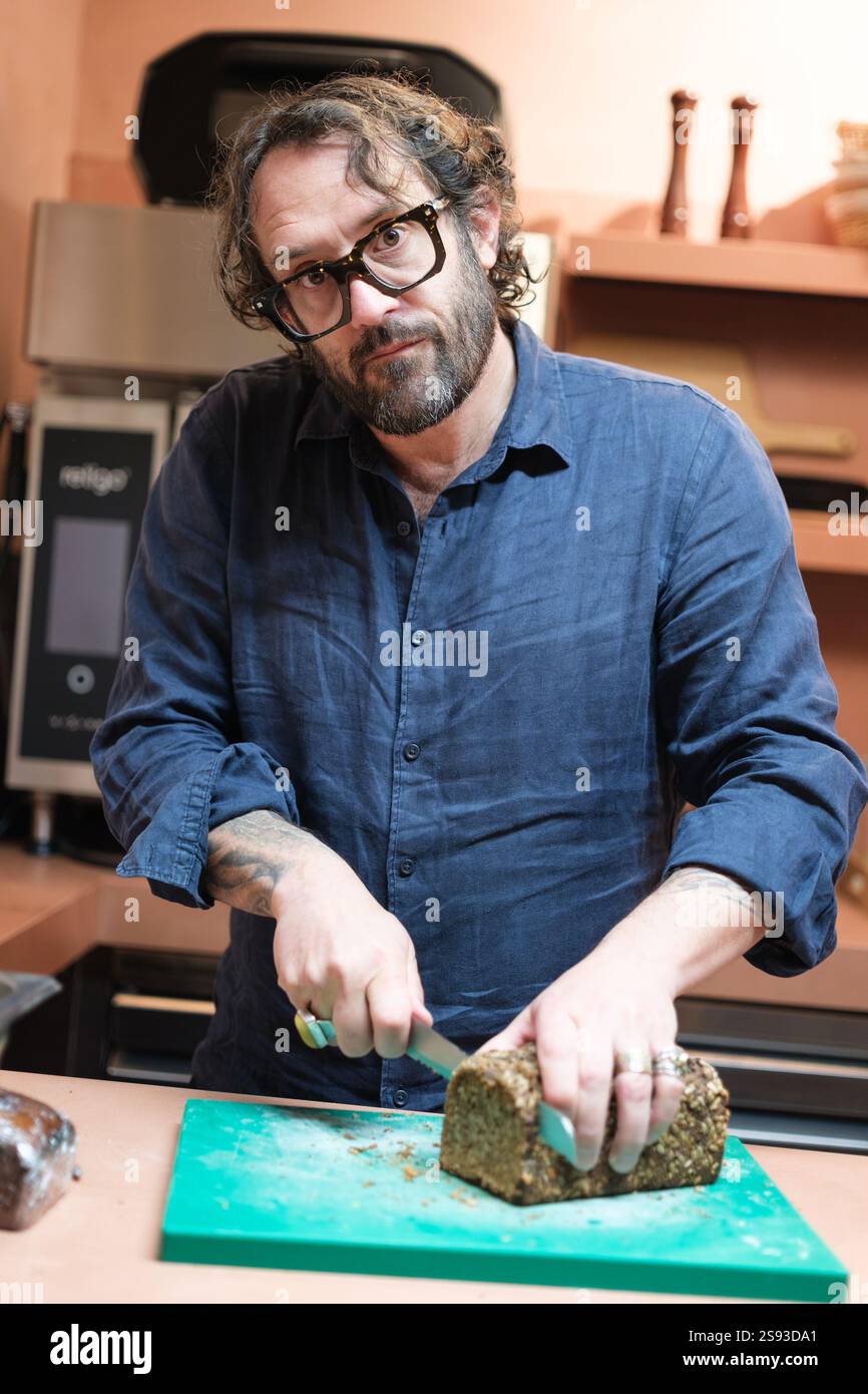 Chef Richard Hart presents the book “RICHARD HART BREAD” at Semilla ...