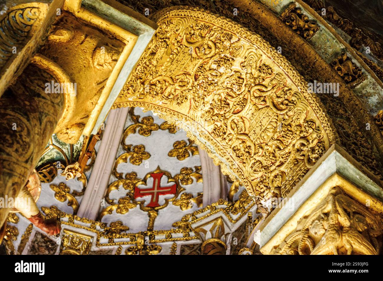 La Charola, 12th century, former Romanesque oratory of the Templars ...