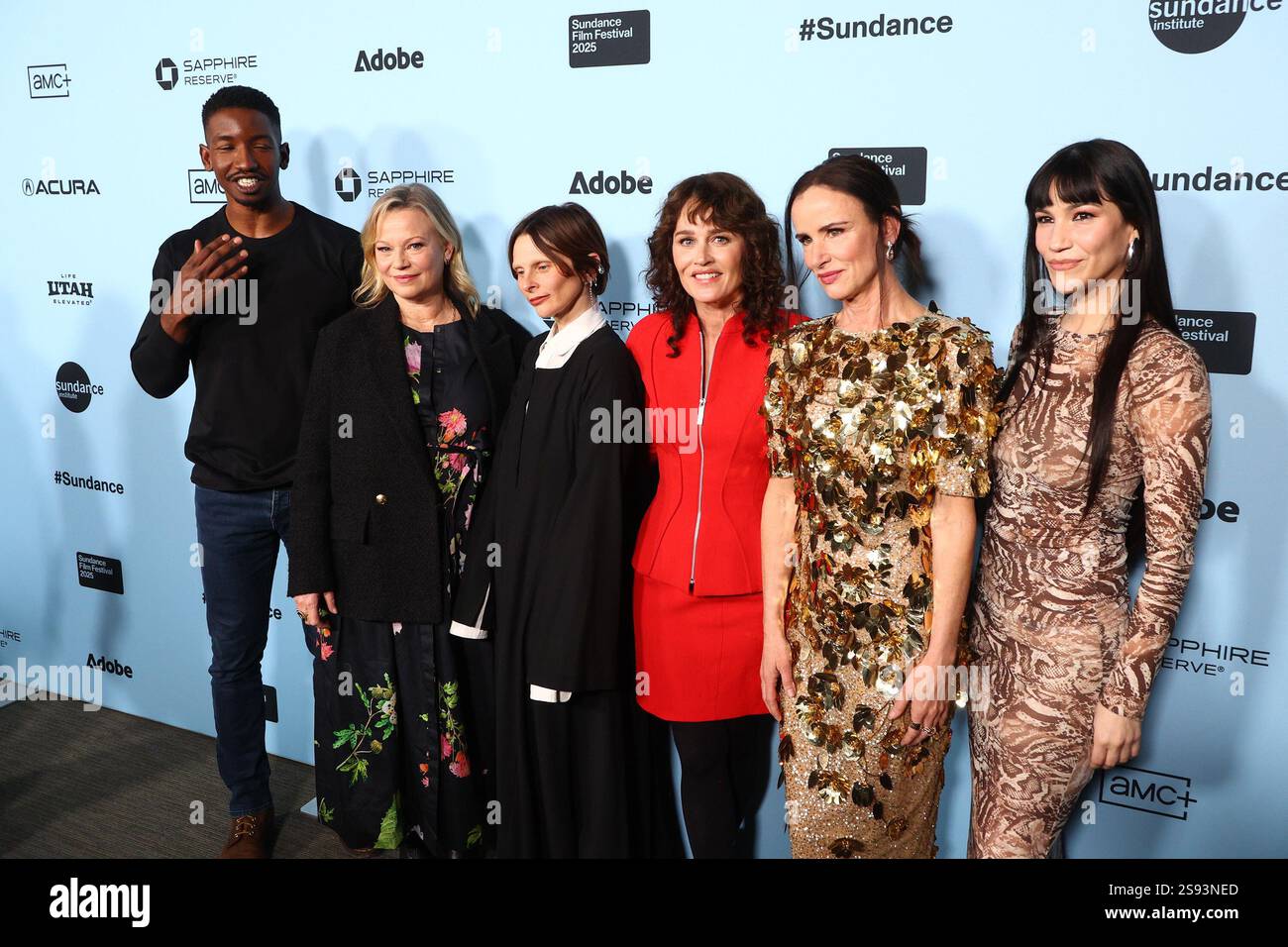 Mamoudou Athie, Samantha Mathis, Amanda Kramer, Robin Tunney, Juliette ...
