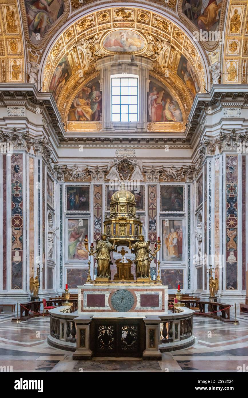 Altar of Sistine Chapel and Oratory of the Nativity, Basilica di Santa ...
