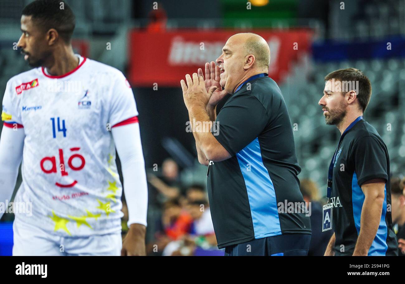 ZAGREB, CROATIA - JANUARY 24: Head Coach of Argentina Rodolfo Martin ...