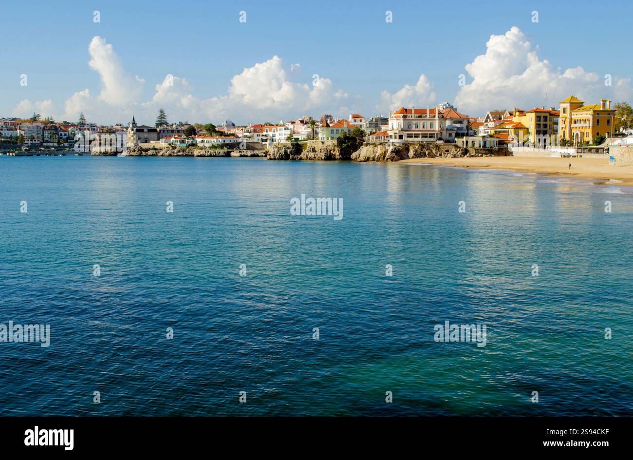 Cover harbour hi-res stock photography and images - Alamy