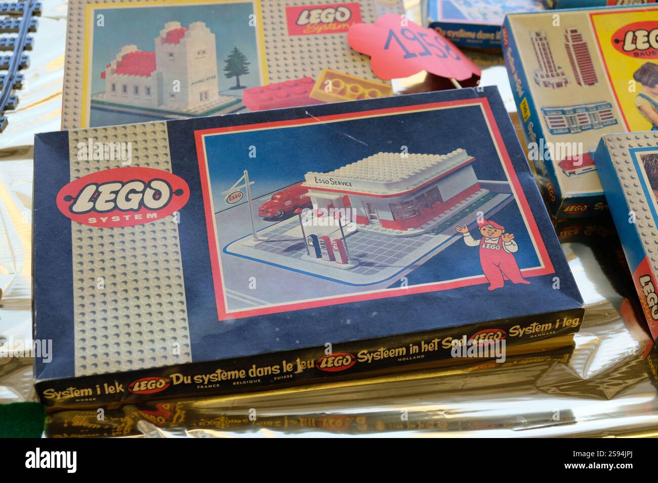 Grugliasco, Italy - Jan 21. 2024: Vintage Lego sets from the 50s Stock Photo - Alamy