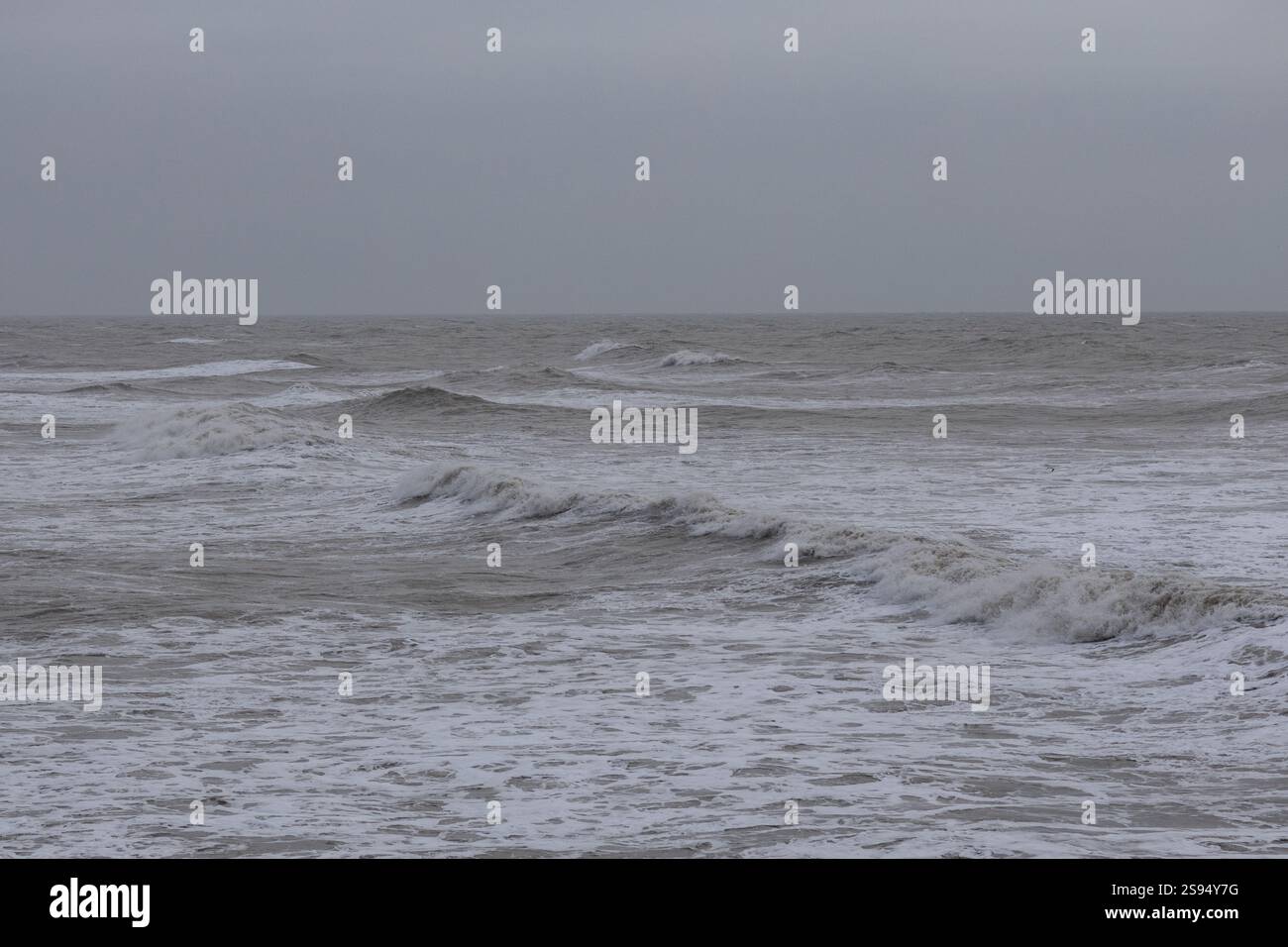 Seascape with Choppy Waves and Horizon Stock Photo - Alamy