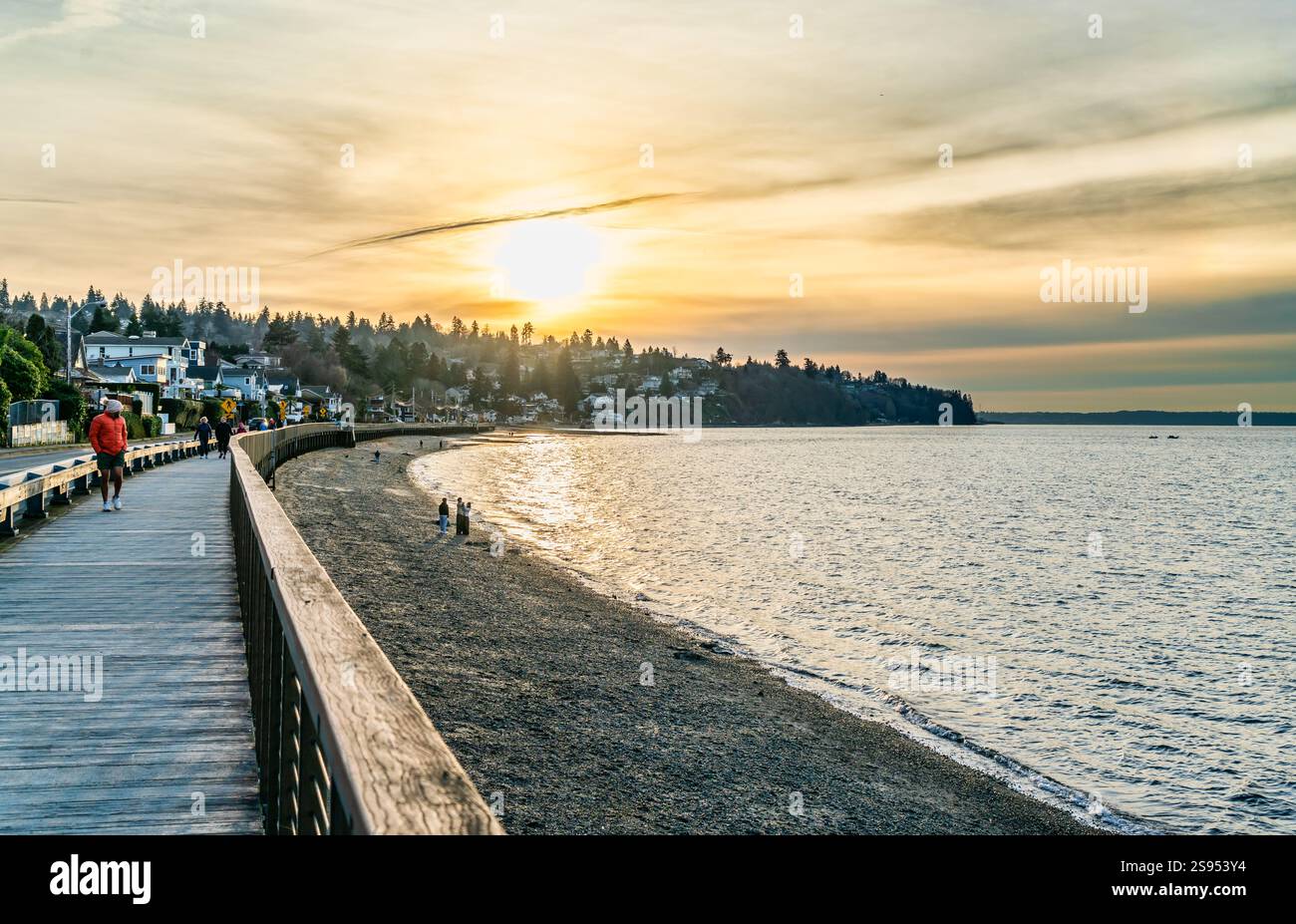 A view of the boardwalk at Redondo Beach, Washington at sunset Stock ...