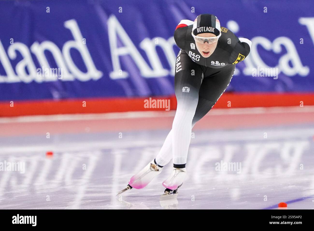 CALGARY, CANADA - JANUARY 24: Michelle Uhrig of Germany competing ...